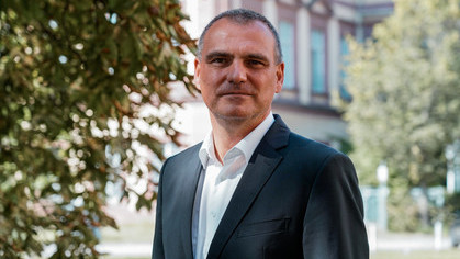 Prof. Dr. Dirk Simons on current projects in the field of corporate ...